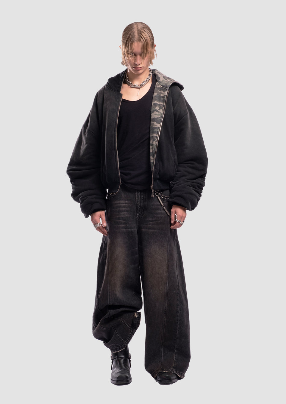 REVERSIBLE T3 CAMO BOMBER JACKET - Society De Nobodies